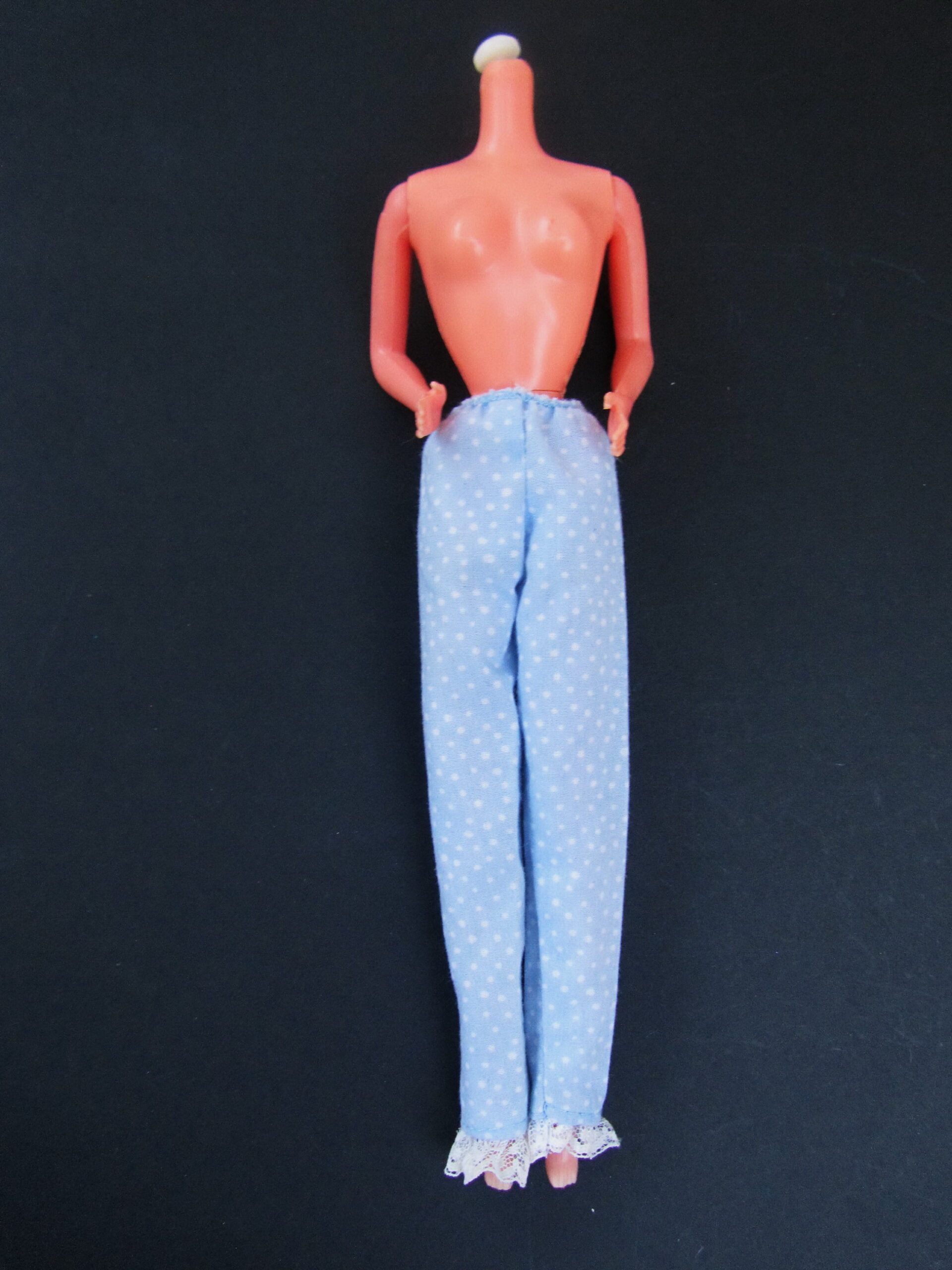 BLUE & WHITE POLKA DOT PAJAMA PANTS from Soft-Body Slumber Party Barbie ...