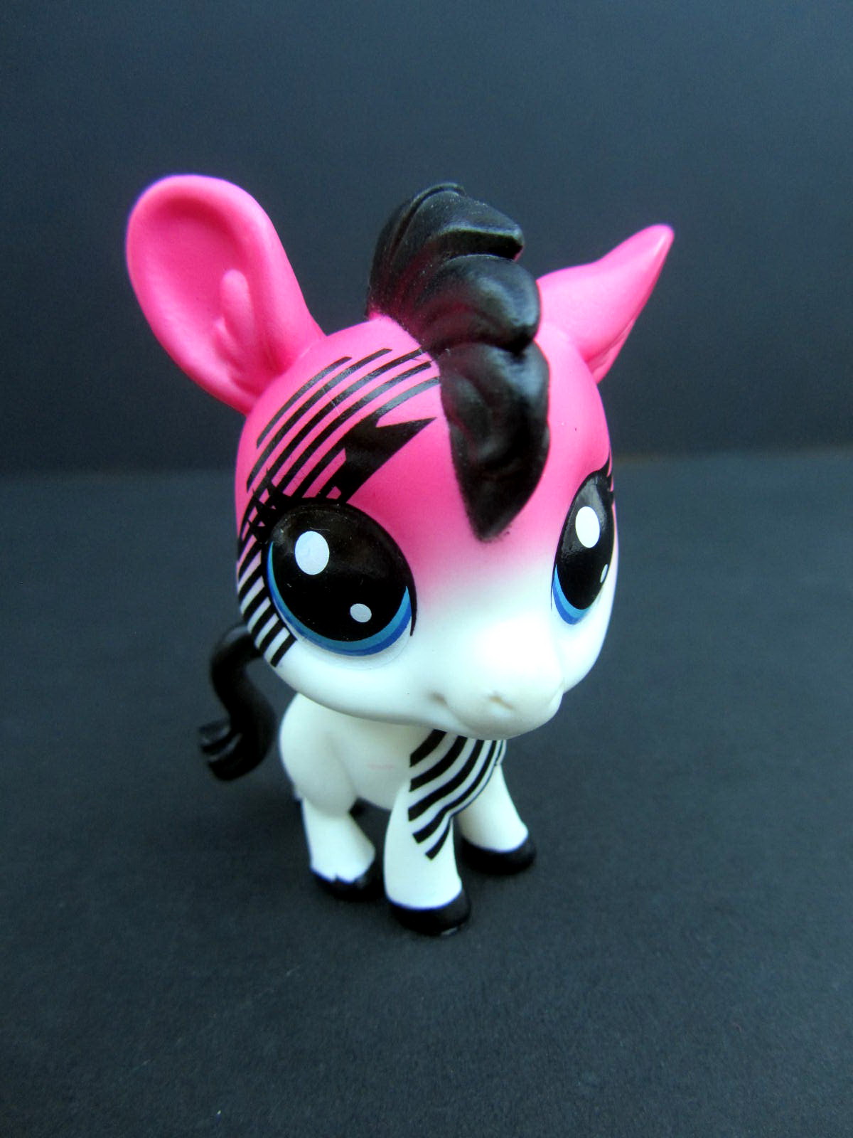 LITTLEST PET SHOP (LPS) Lydia Zebra #1-51 – RARE Striped Zebra Figure ...