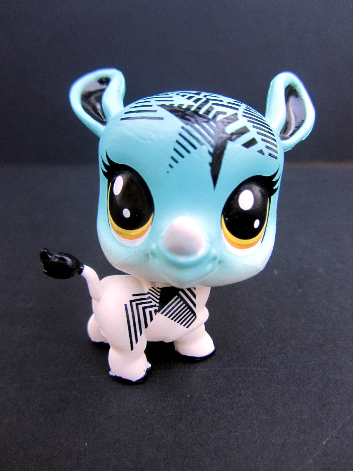 LITTLEST PET SHOP (LPS) Sapphire Rhinostar 1-54 – RARE Rhinoceros ...