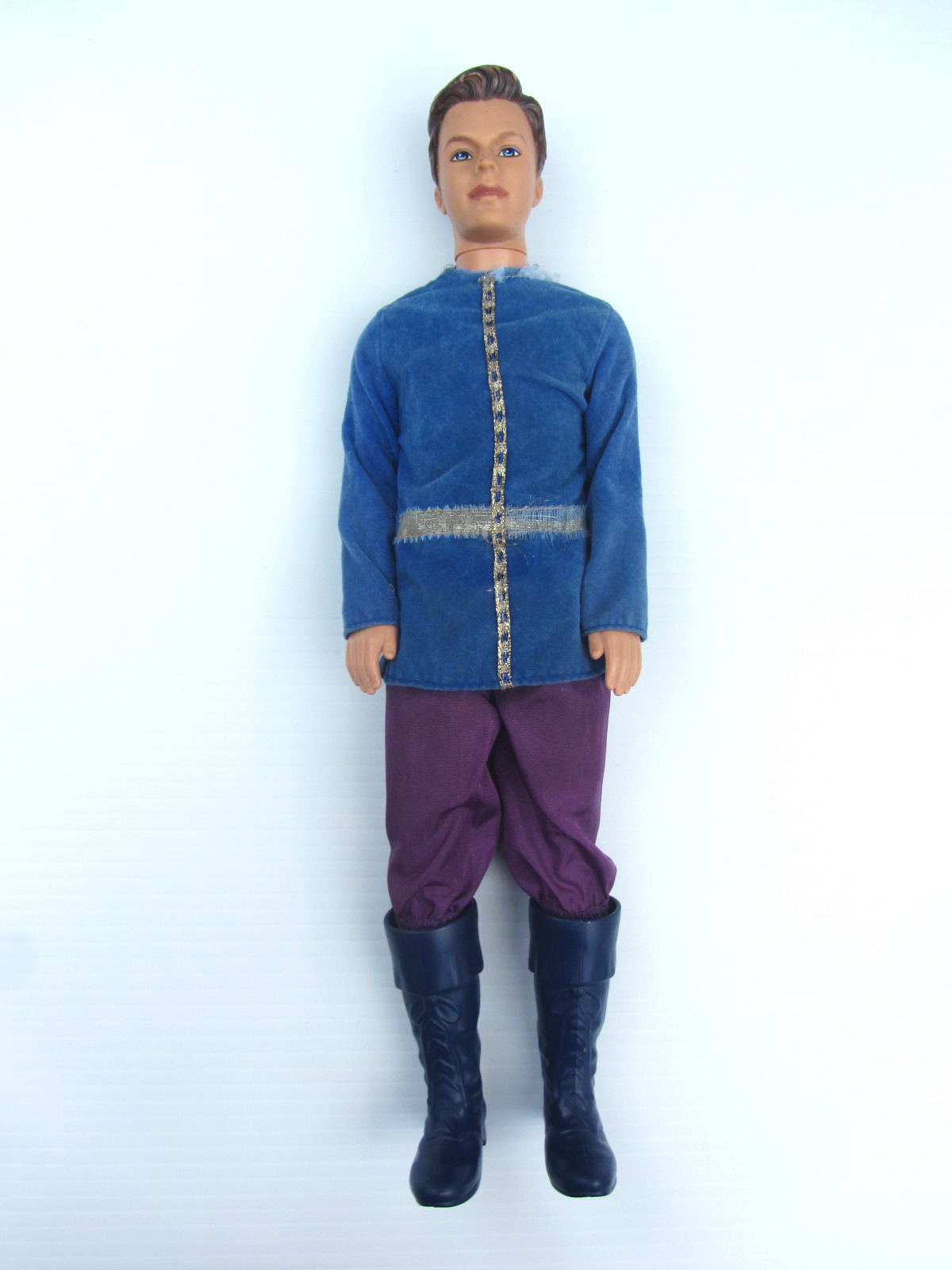 prince-antonio-island-princess barbie fashiondollsnmore.com