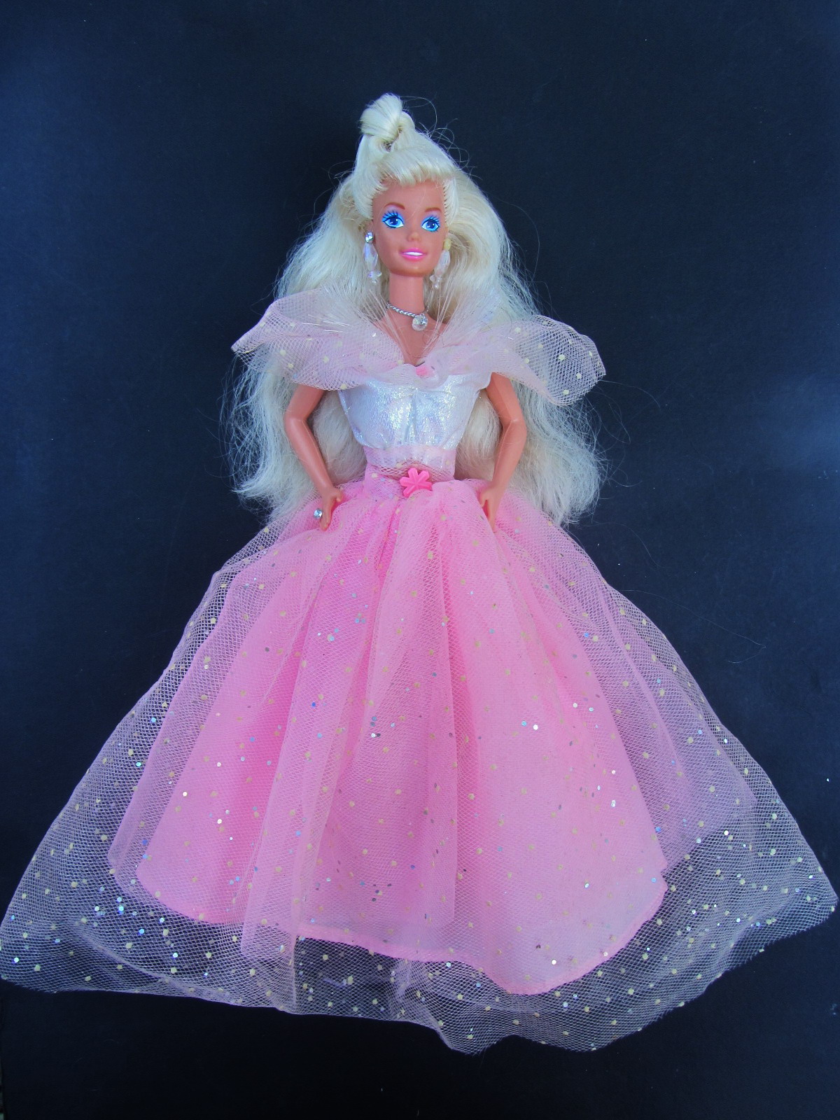 twinkle-lights-barbie-1993 doll #10390 fashiondollsnmore.com