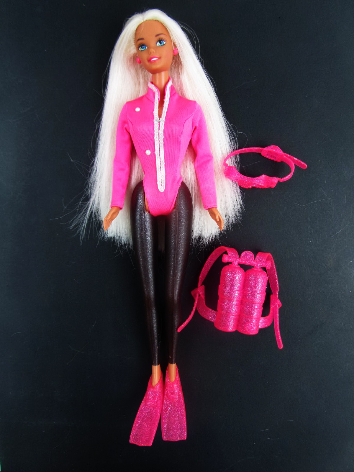 ocean-friends-barbie-doll-1996-not-original fashiondollsnmore.com