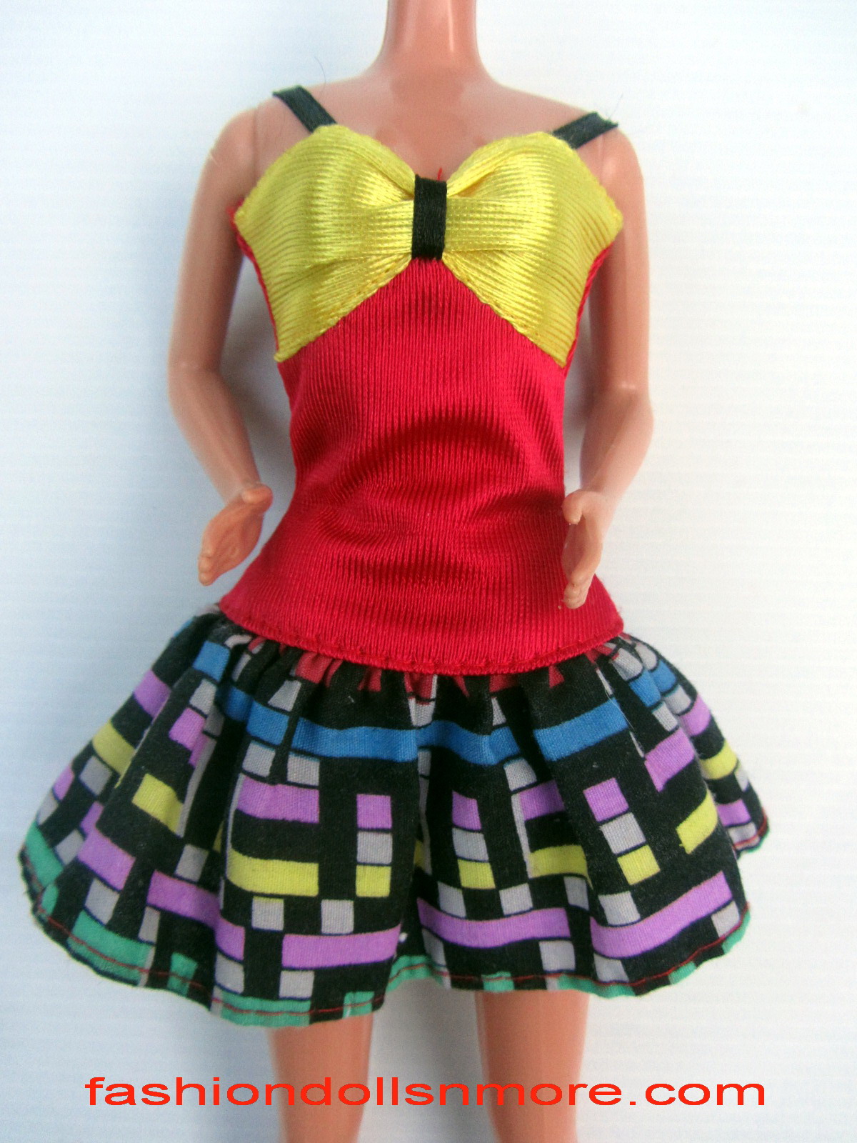 barbie-great-weekend-fashions-dress-1995 fashiondollsnmore.com