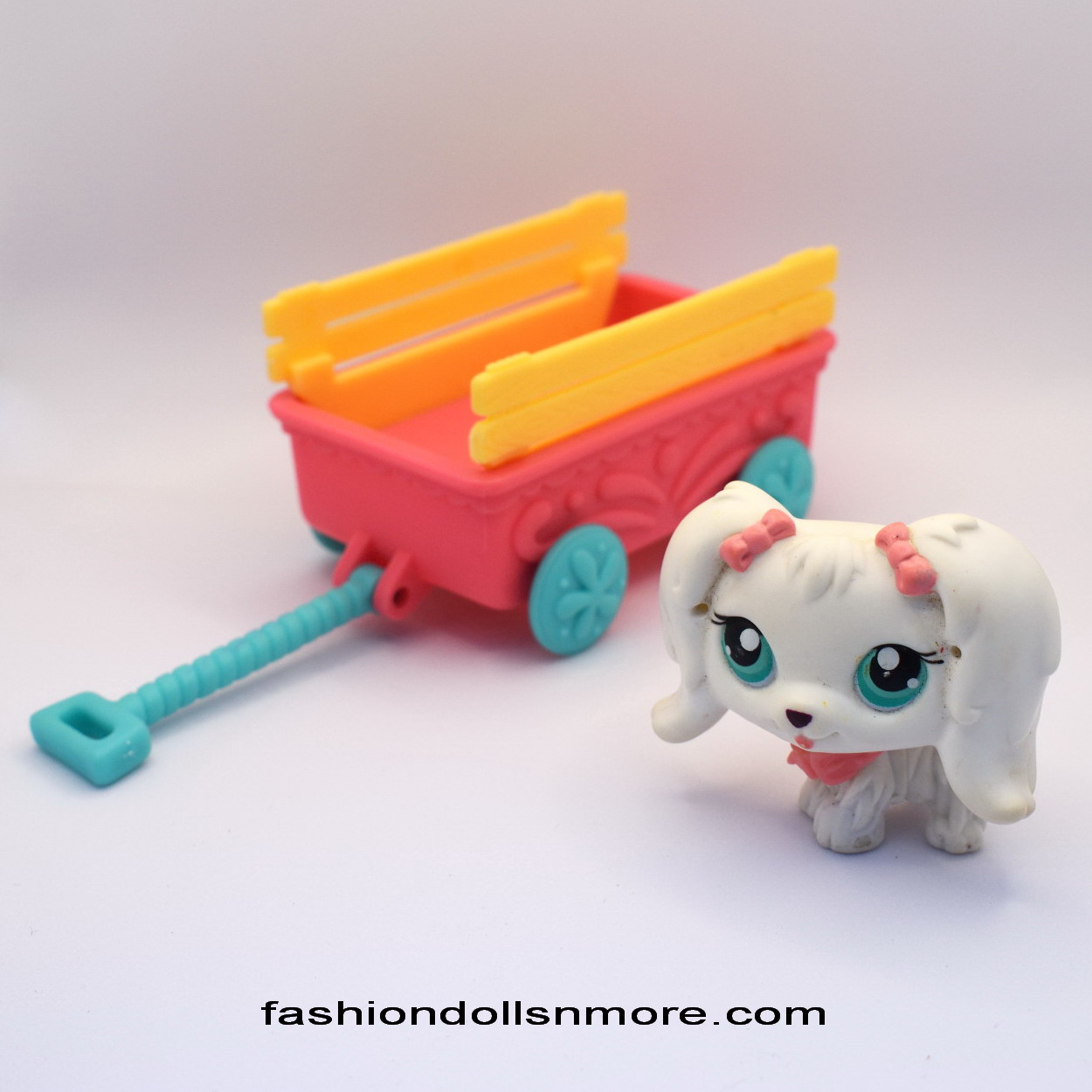 littlest-pet-shop-lps-white-maltese-65-wagon fashiondollsnmore.com