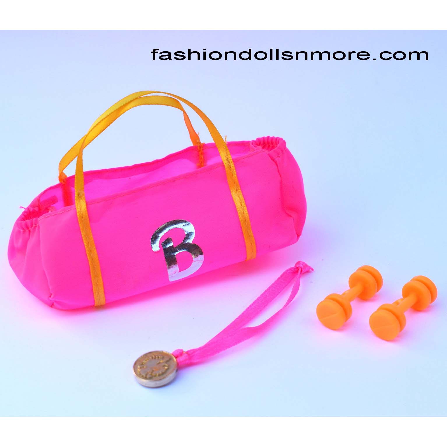 gymnast-barbie-bag-weights-medal-1993 fashiondollsnmore.com